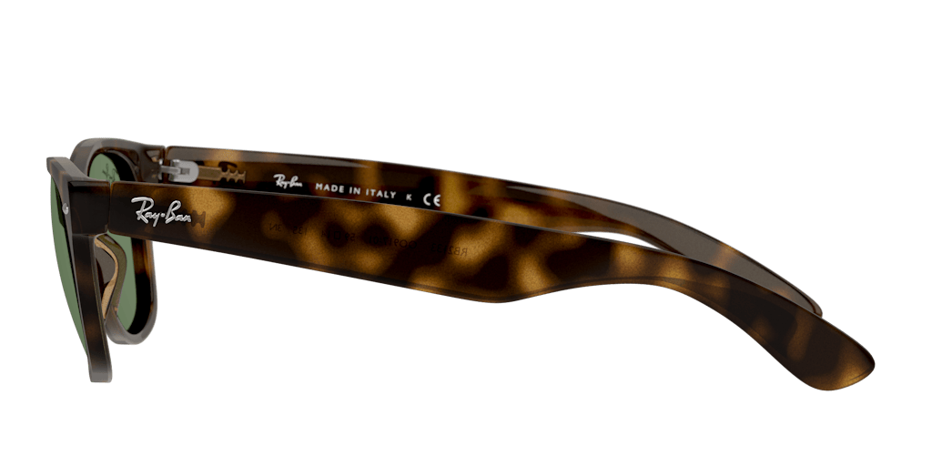 Ray-Ban New Wayfarer Classic RB2132 902 zonnebril | Pearle Opticiens